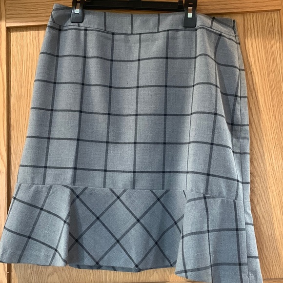 LOFT | Skirts | Loft Skirt | Poshmark
